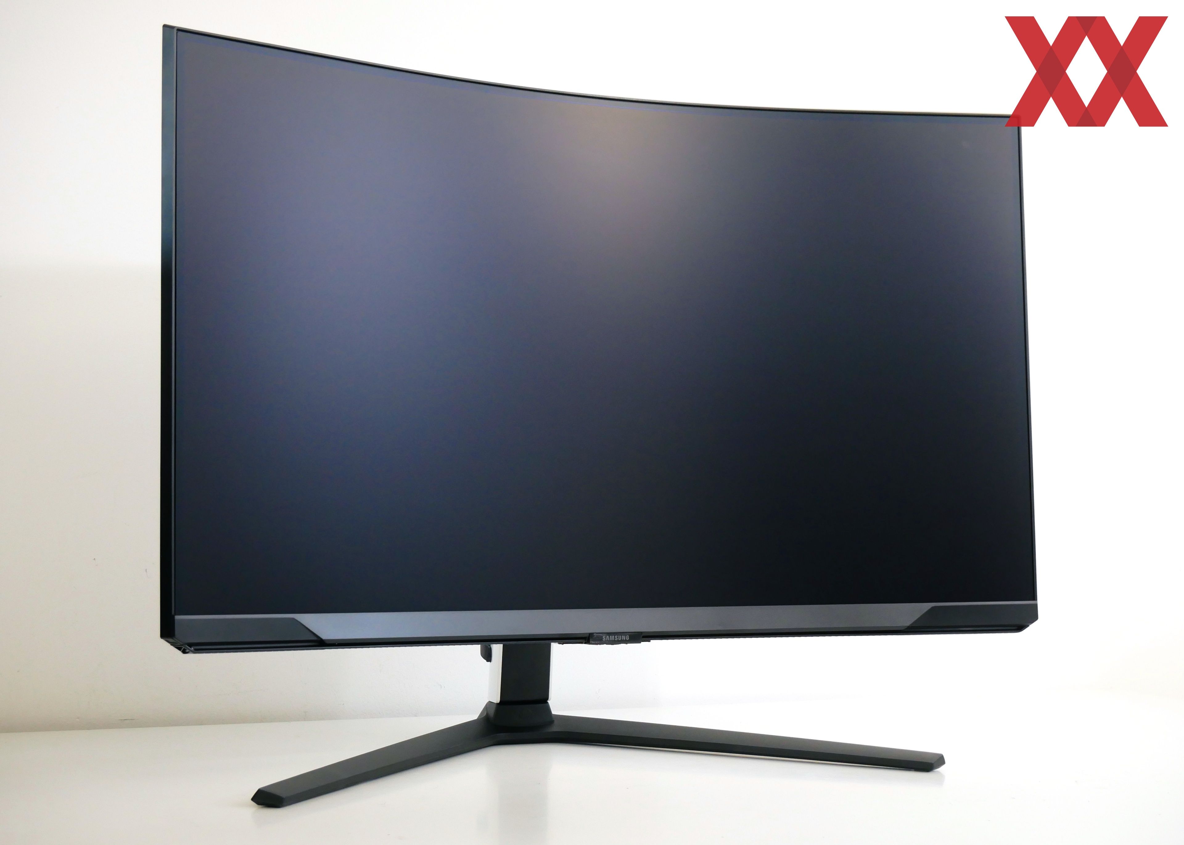 Samsung Odyssey Neo G8 im Test: 240-Hz-Curved-Display mit Schwächen ...