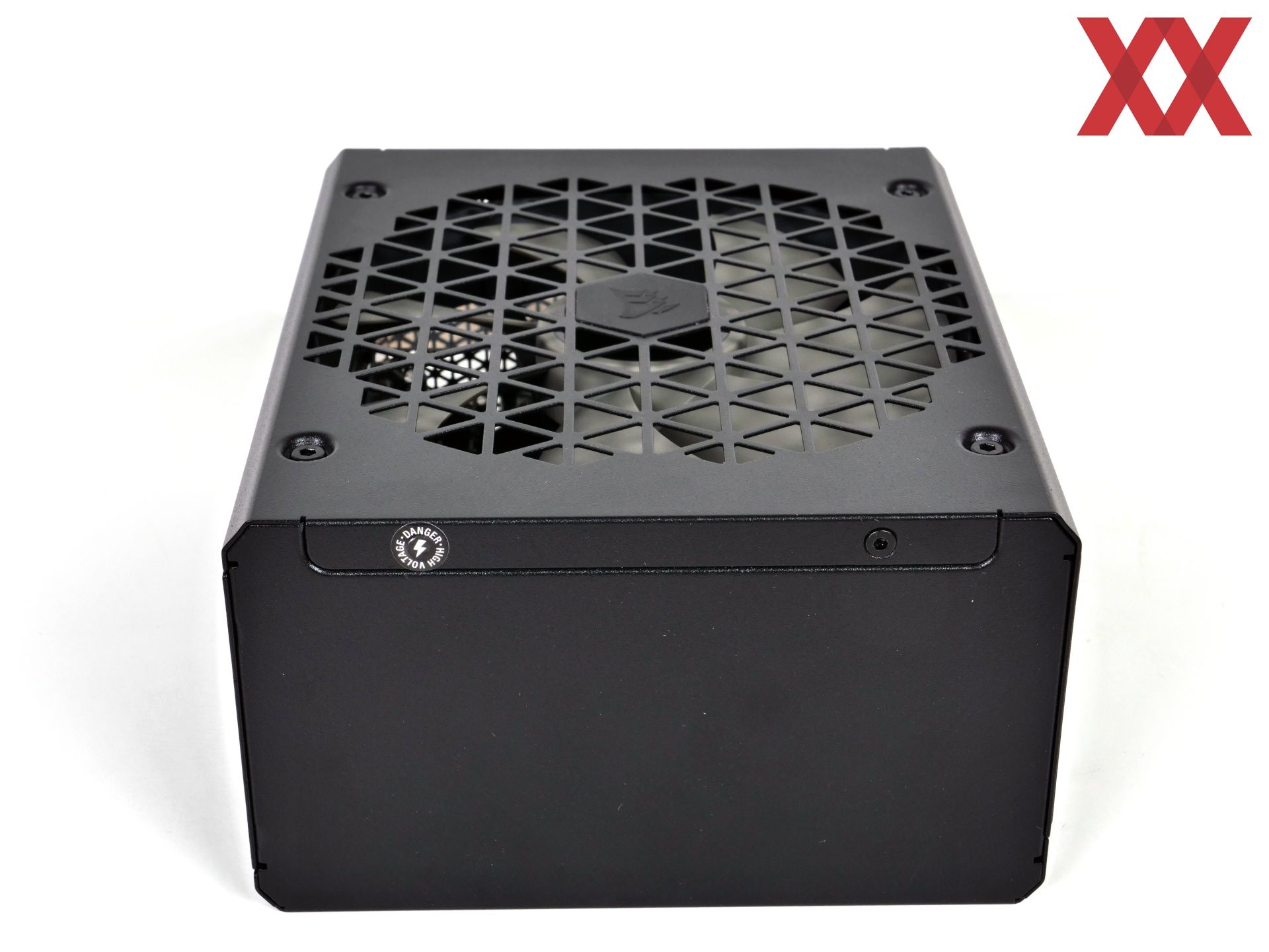 Тест и обзор: Corsair RM1000x SHIFT – первый блок питания ATX с боковым ...
