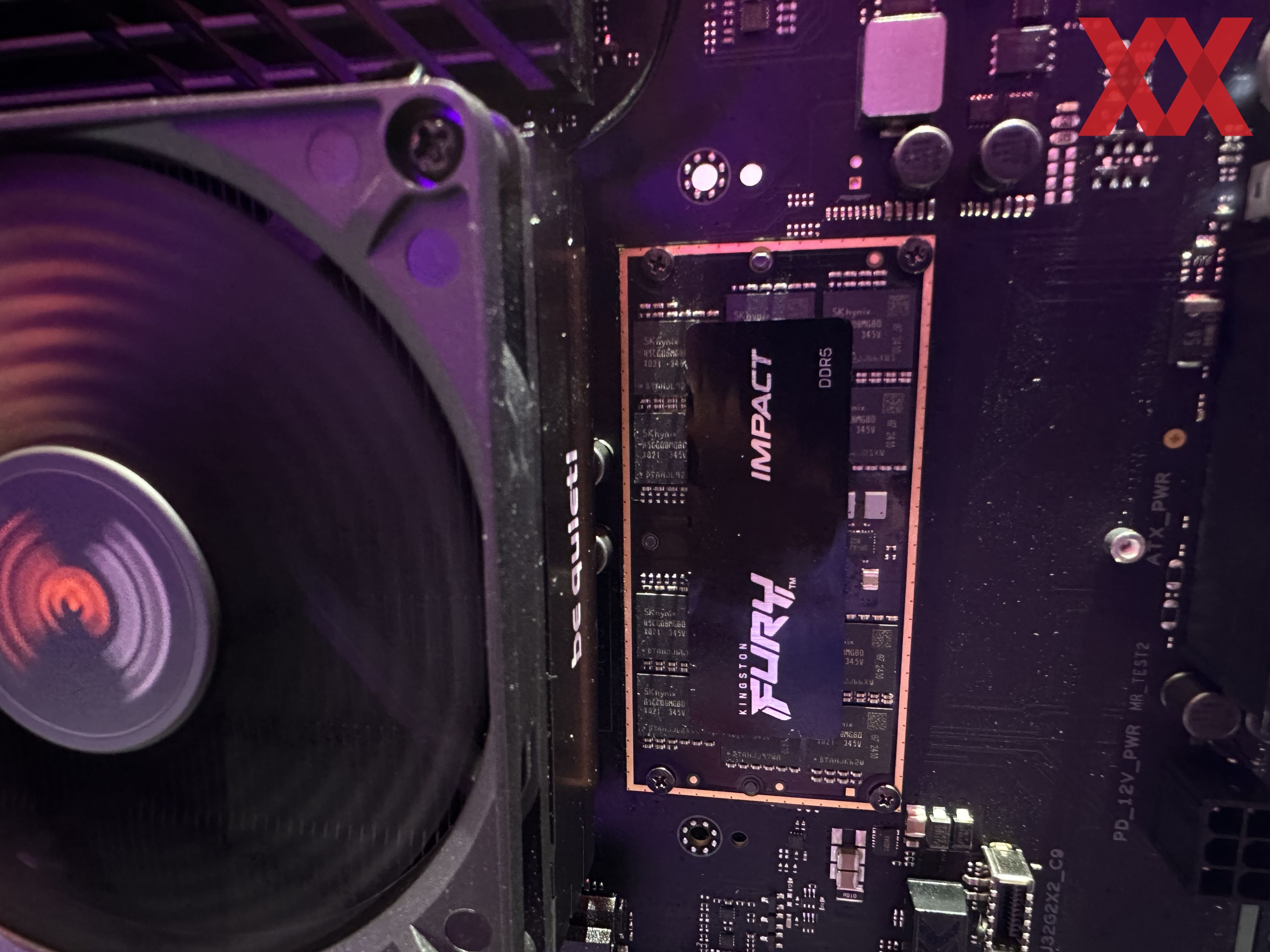 Mainboard-Prototyp auf der Computex: ASUS zeigt Board mit CAMM2-RAM ...